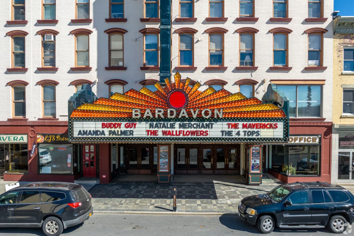 Moving to Poughkeepsie? Cost of Living, Best Neighborhoods & What to ...