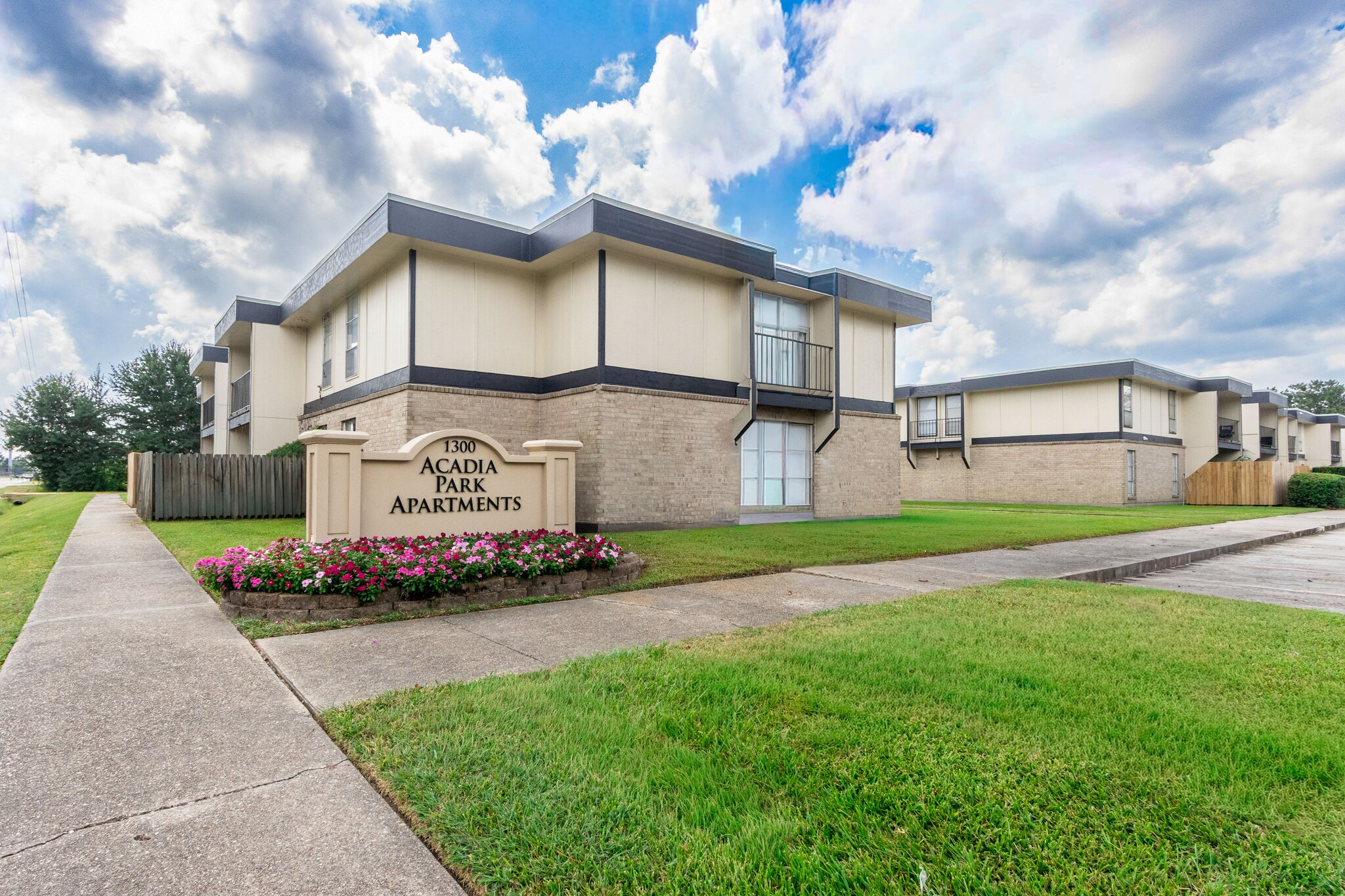 Acadia Park Apartments - 1300 Laban Ave Houma, LA 70363 | Apartments.com