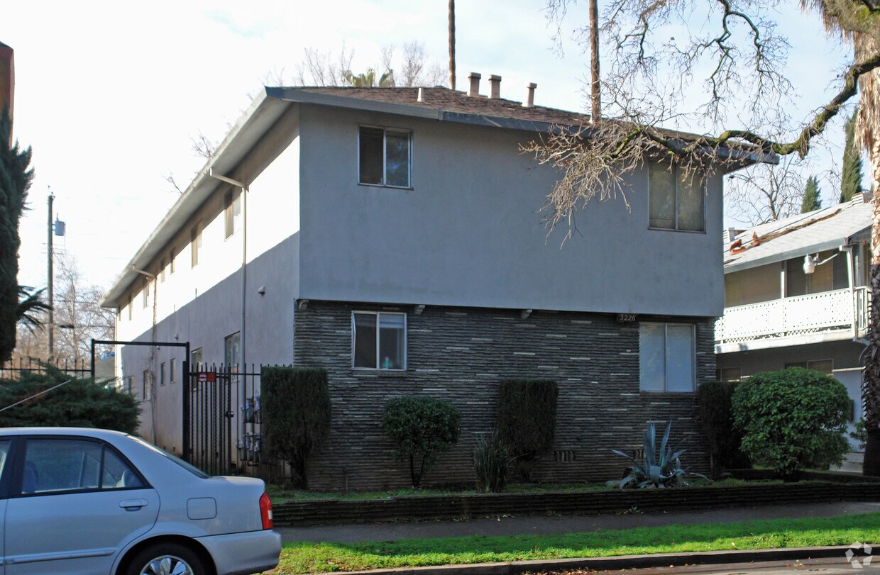 3226 X St, Sacramento, CA 95817 - 3226 X St Sacramento, CA 95817 ...