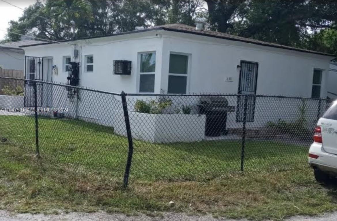 130 NE 66th St Unit 1, Miami, FL 33138 - Room for Rent in Miami, FL ...