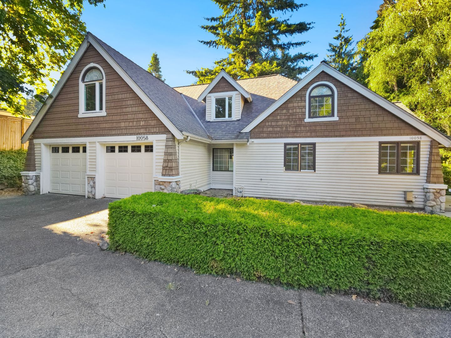 10058 Ne 29th Pl, Bellevue, WA 98004 - House Rental in Bellevue, WA ...