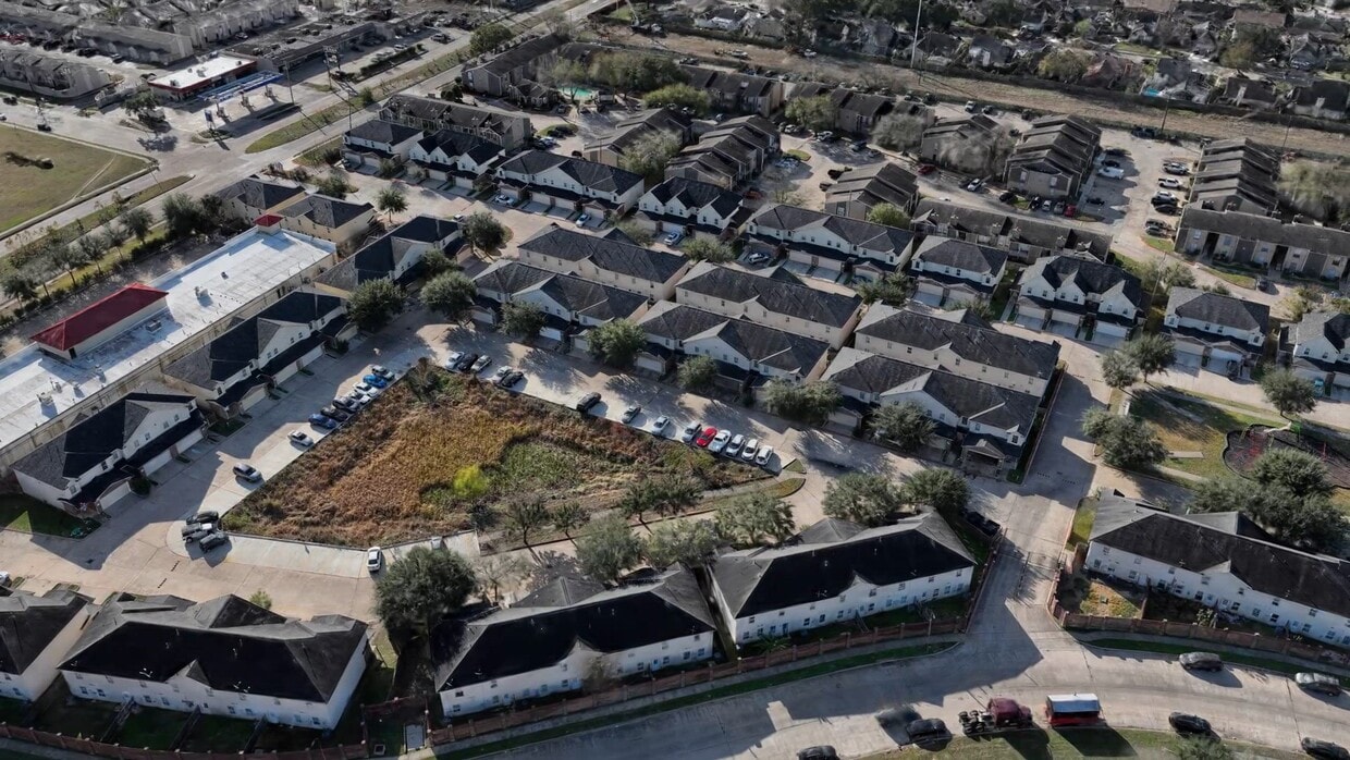 Palm Trace Homes Townhomes for Rent - Houston, TX | Apartments.com