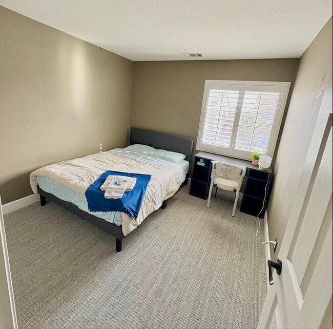 Inland Empire Bed Page