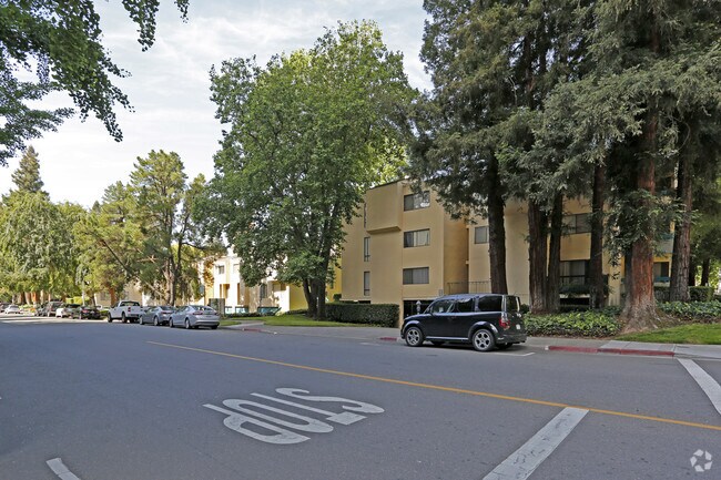 Governor's Square Apartments Apartments - Sacramento, CA | Apartments.com