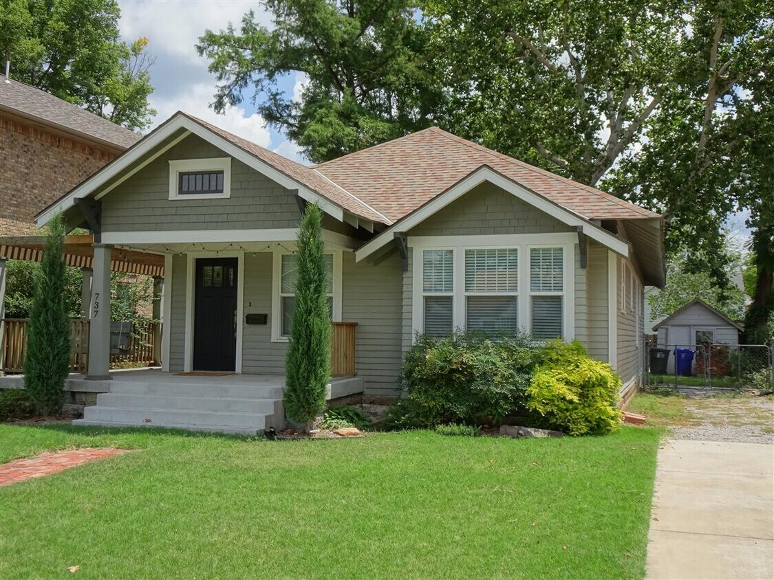737 Jenkins Ave, Norman, OK 73069 - House Rental in Norman, OK | Apartments.com
