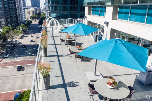 Watermarke Tower Apartments - Los Angeles, CA | Apartments.com