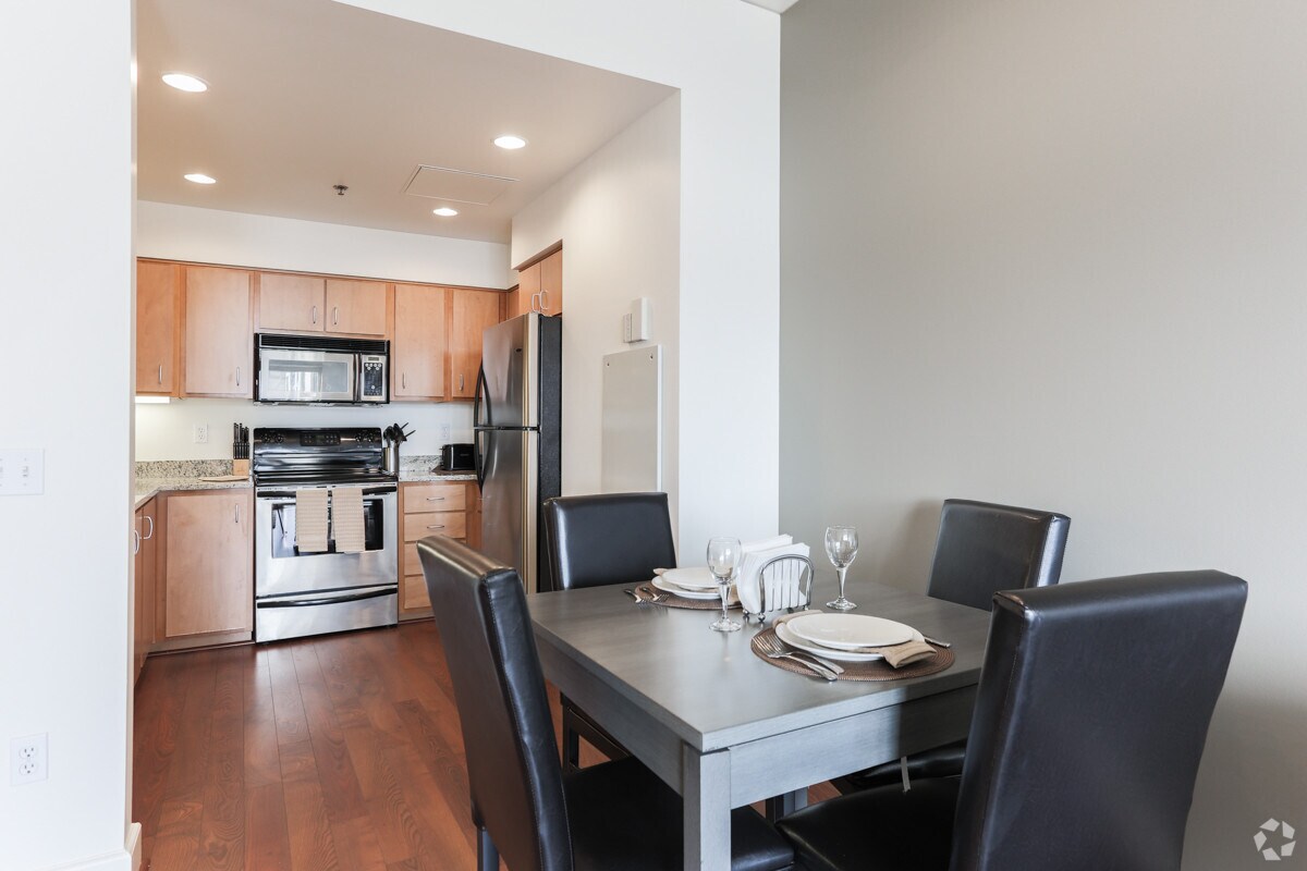 Burlington Tower - Apartments in Portland, OR | Apartments.com