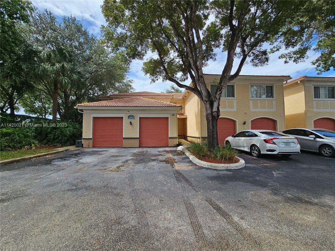 2492 Centergate Dr Unit 201, Miramar, FL 33025 - Condo for Rent in ...
