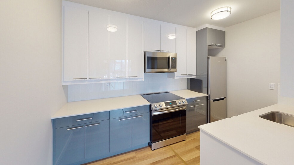 Alexander Street Community Apartments - 111 Princess Ave Vancouver, BC ...