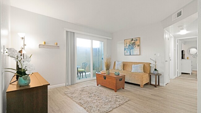 Oak View Apartments - Apartments in Visalia, CA | Apartments.com