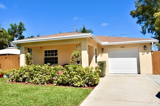 Pompano Beach Highlands Apartments for Rent with a Garage - Pompano ...