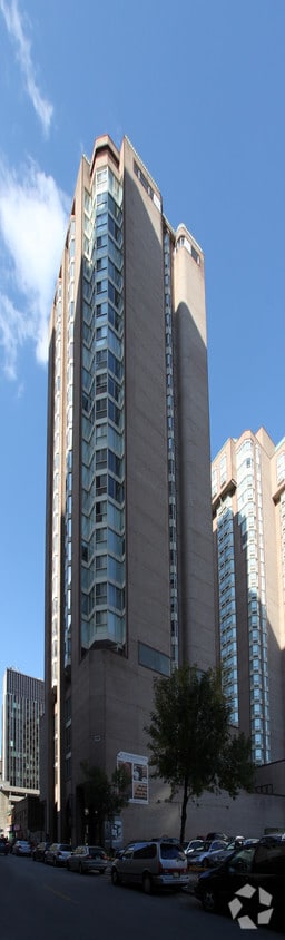 Chestnut Place Condos Apartments - 55 Centre Ave Toronto, ON ...