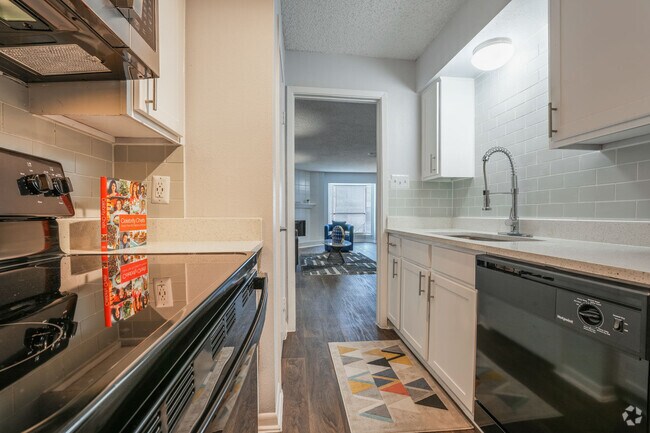 Ponderosa Forest Apartments for Rent with Extra Storage - Houston, TX ...