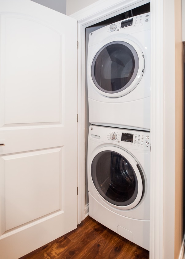 Cornerstone Dekalb Apartments - 124 E Lincoln Hwy Dekalb, IL 60115 ...