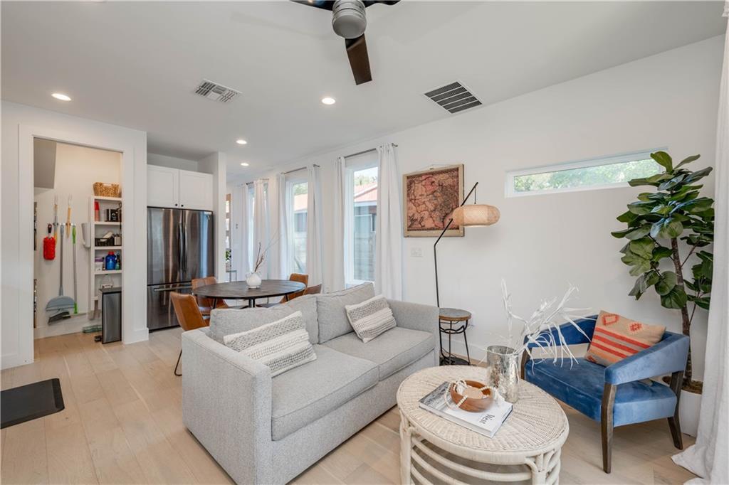 3005 Castro St, Austin, TX 78702 - House Rental in Austin, TX ...