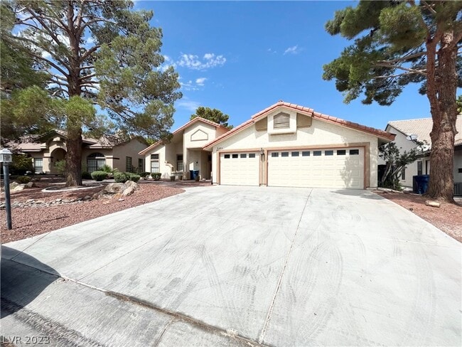 5401 Coral Gables Dr Las Vegas, NV 89130 - Alquileres en Las Vegas, NV ...