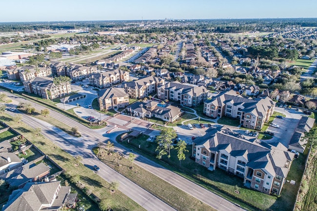 The Oaks at Northpointe Apartments - Tomball, TX | Apartments.com