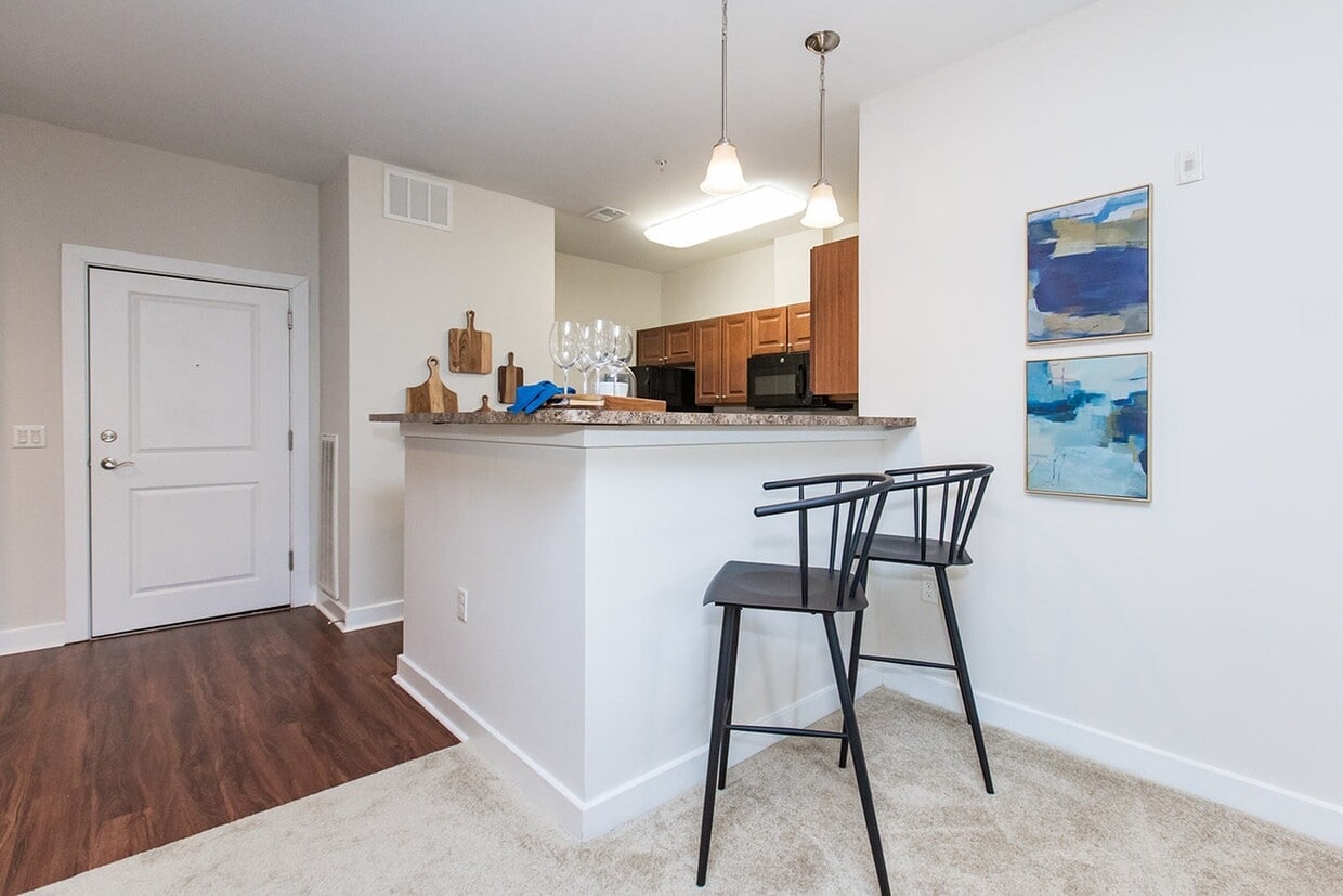 Verde at Howard Square West - 7500 Hearthside Way Elkridge, MD 21075 ...