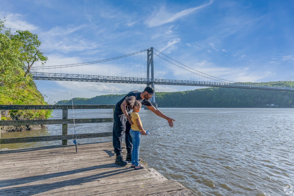 Moving to Poughkeepsie? Cost of Living, Best Neighborhoods & What to ...
