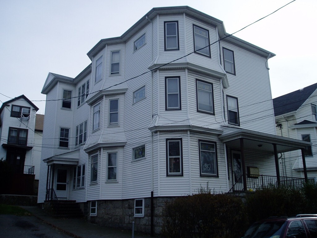 150 Forest St Unit 1, Fall River, MA 02721 - Room for Rent in Fall ...