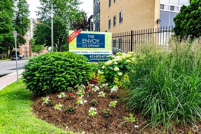 Apartments for Rent Near University of Ottawa Main Campus - Ottawa, ON ...