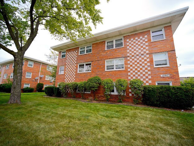 10917 S Lloyd Dr Unit 12, Worth, IL 60482 - Condo for Rent in Worth, IL ...
