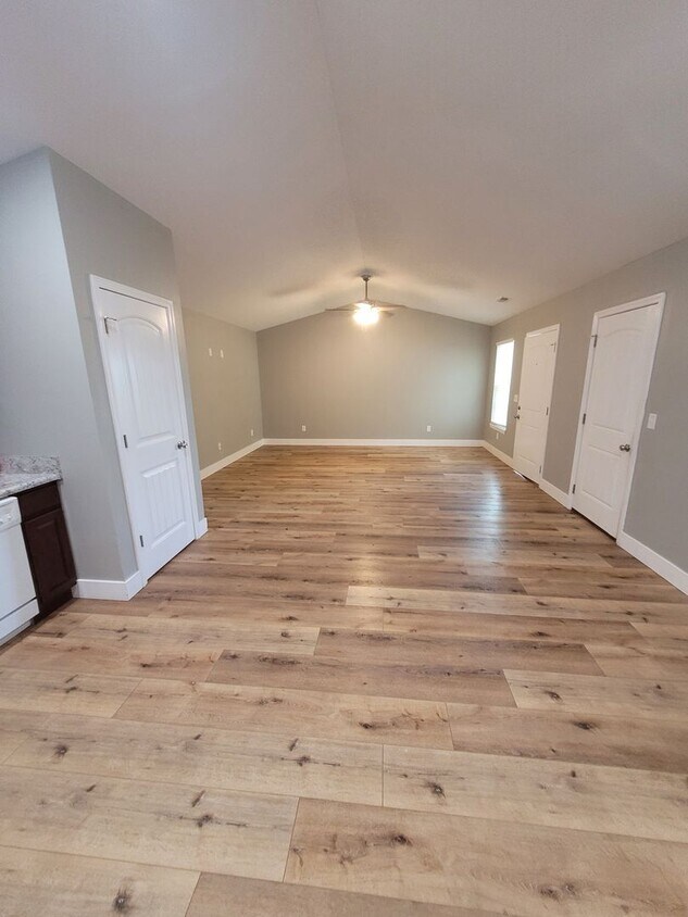 1007 Tyler St Unit 2, Park Hills, MO 63601 - Room for Rent in Park Hills, MO | Apartments.com