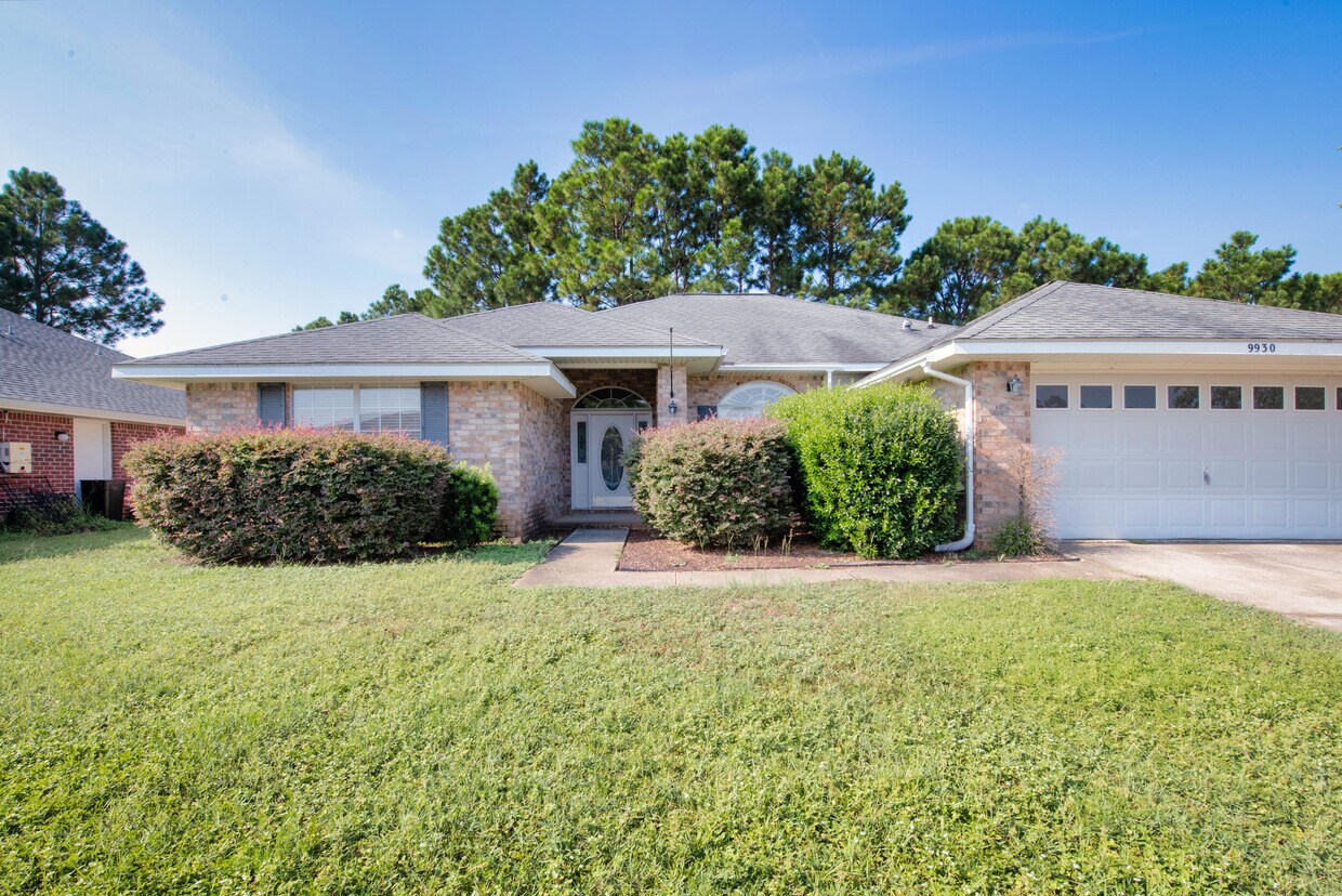 9930 Parker Lake Cir, Navarre, FL 32566 - House Rental in Navarre, FL ...