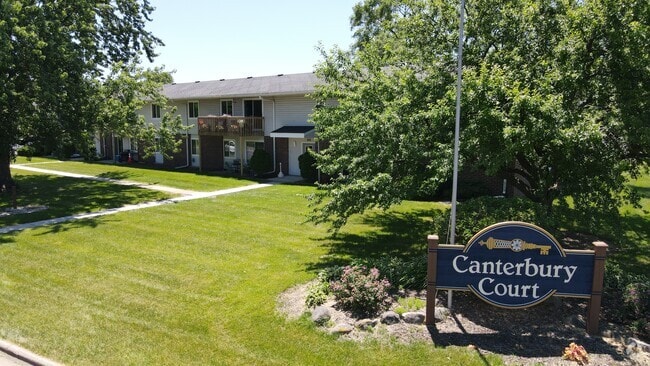 Emerald Terrace Apartments for Rent with Hardwood Floors - Sun Prairie ...