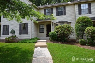 Oak Tree Heights Houses for Rent - Edison, NJ