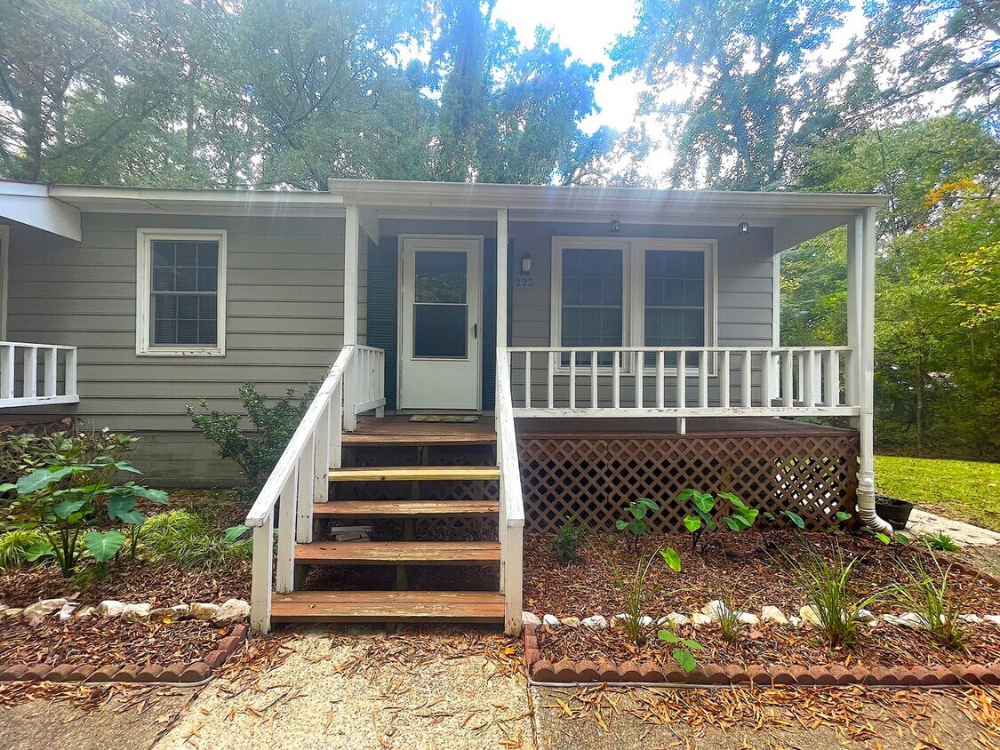 223 Byrum St, Cary, NC 27511 - House Rental in Cary, NC | Apartments.com