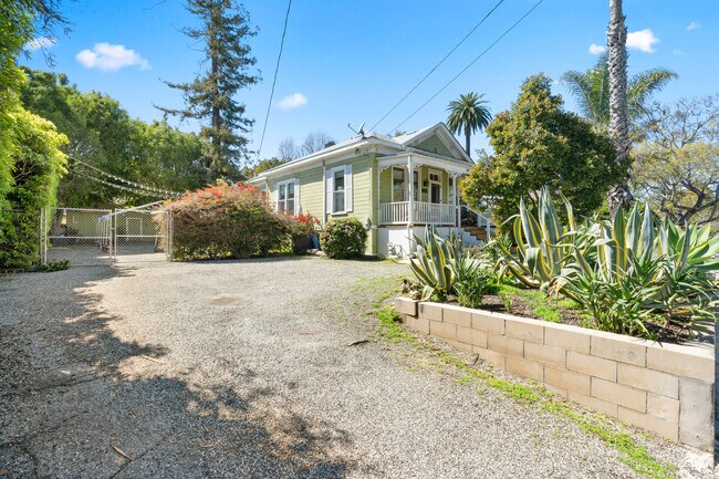 817 Castillo St, Santa Barbara, CA 93101 - House Rental in Santa ...