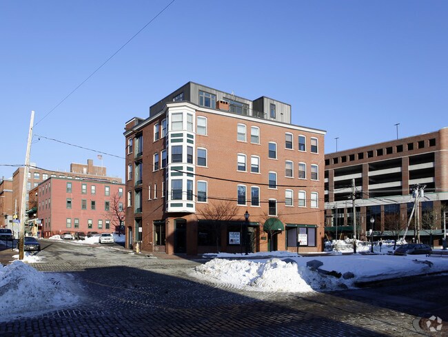 341-345 Fore St Portland, ME 04101 Rentals - Portland, ME | Apartments.com