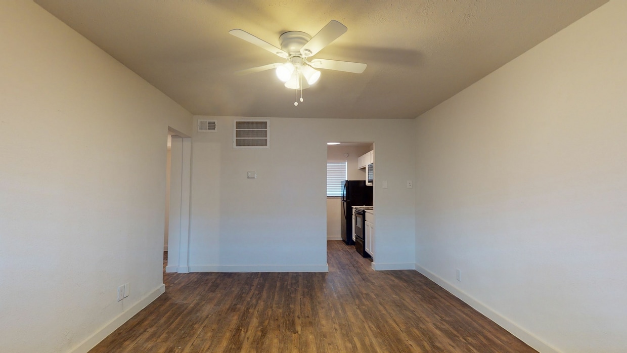 Pergola at Bishop Ridge - 711 N Ewing Ave Dallas, TX 75203 | Apartments.com