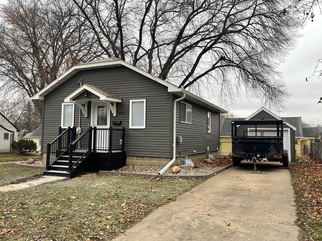1022 4th Ave NW, Rochester, MN 55901 - House Rental in Rochester, MN ...