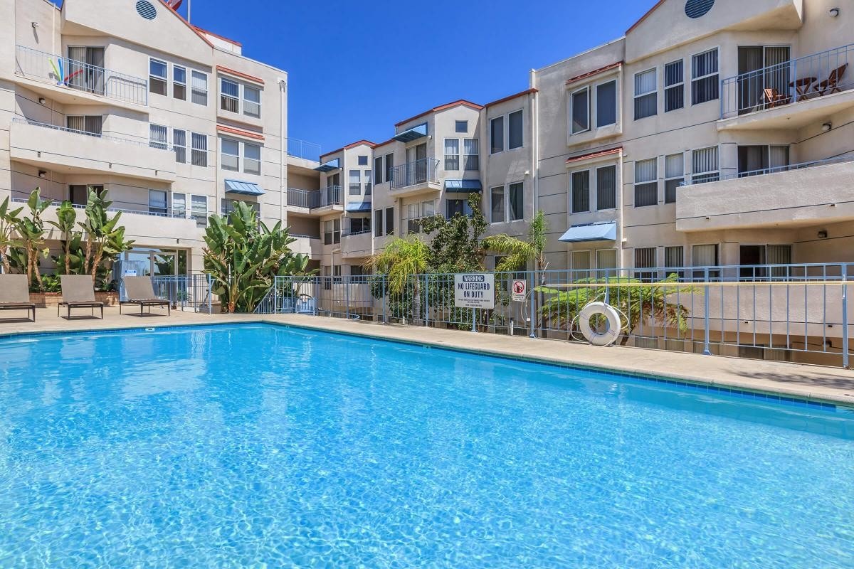 Skyline Terrace - Apartments in Los Angeles, CA | Westside Rentals