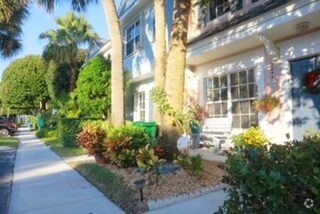 Fiesta Condominiums Apartments for Rent with a Gate - Margate, FL - 1 ...