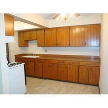 Oakview Manor Rentals - Milwaukee, WI | Apartments.com