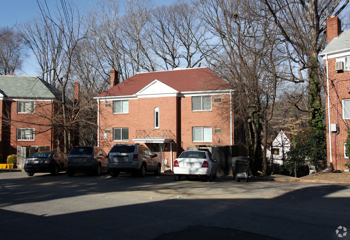 8210 Houston Ct, Takoma Park, MD 20912 - Apartments in Takoma Park, MD ...