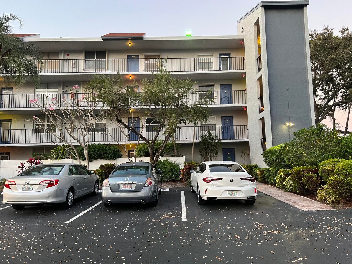 14701 Cumberland Dr Unit 2080, Delray Beach, FL 33446 - Condo for Rent ...