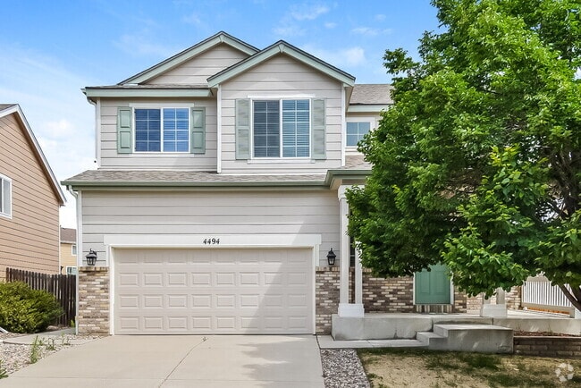 The Heights at Springs Ranch Apartments for Rent with a Garage ...