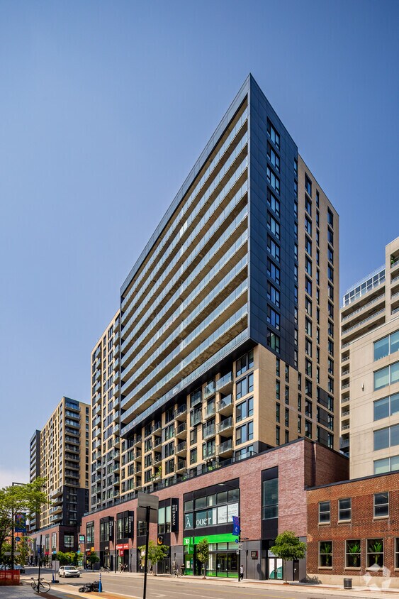 District Griffin Appartements - 225 Rue Peel Montréal, QC | Apartments.com