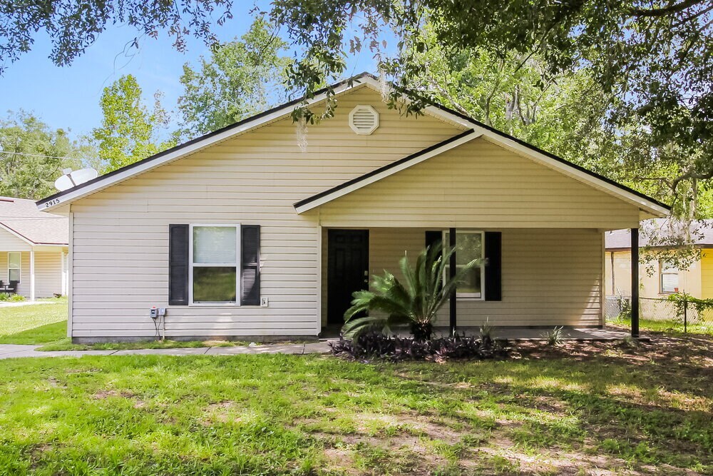 2915 Lucoma Dr, Jacksonville, FL 32254 | Apartments.com