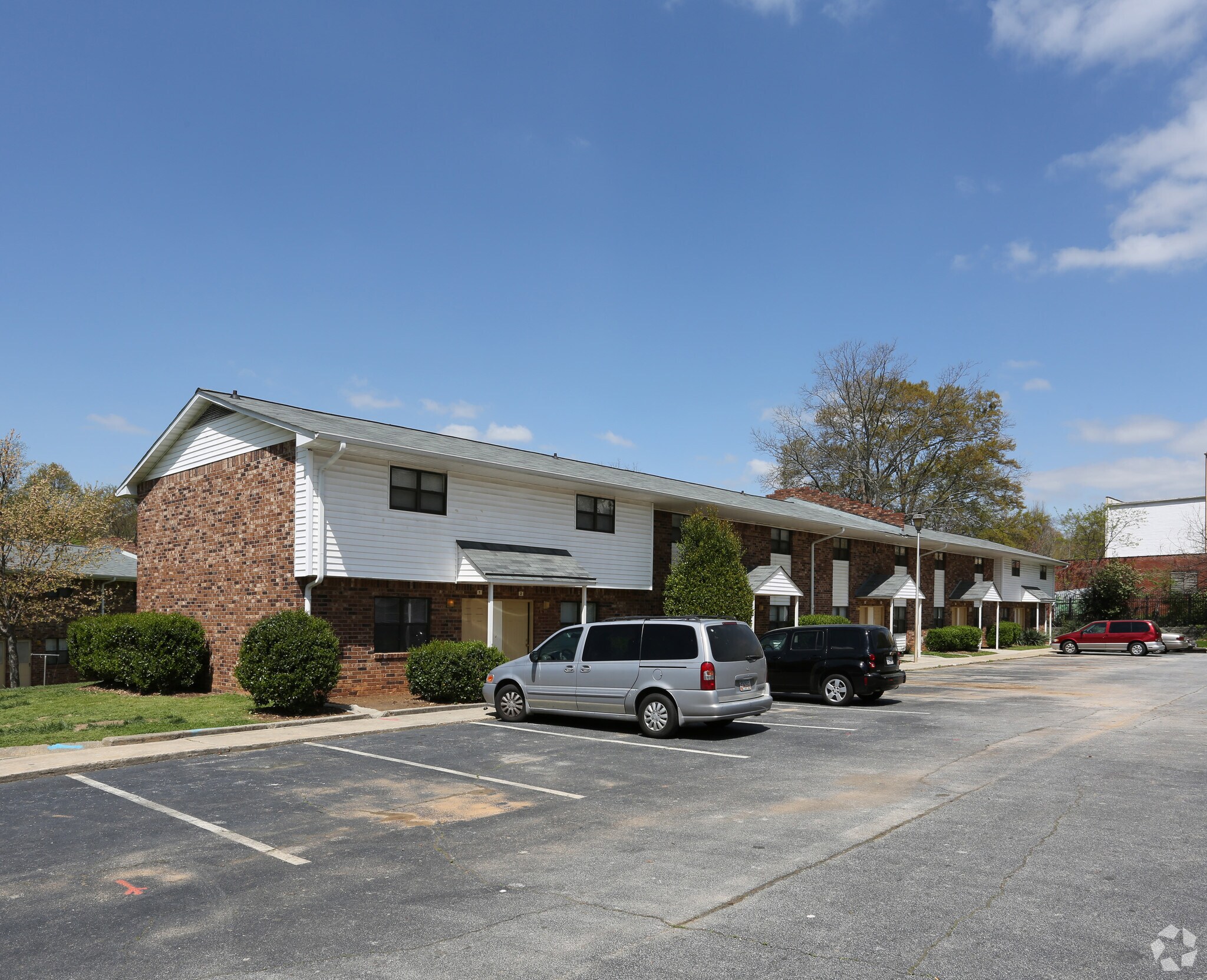 Gateway Manor - 421 W Trinity Pl Decatur, GA 30030 | Apartments.com