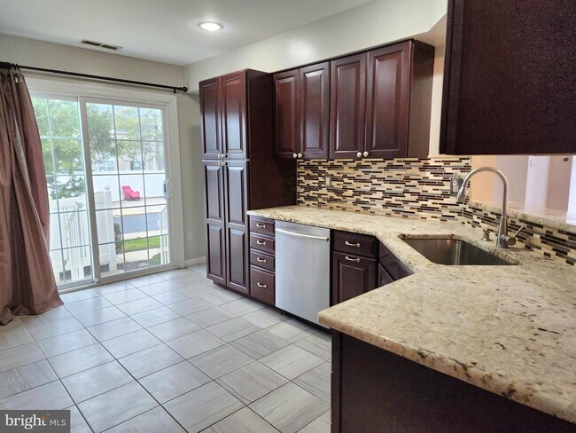 6204 Preston Way, Mount Laurel Township, NJ 08054 - Townhome Rentals in ...