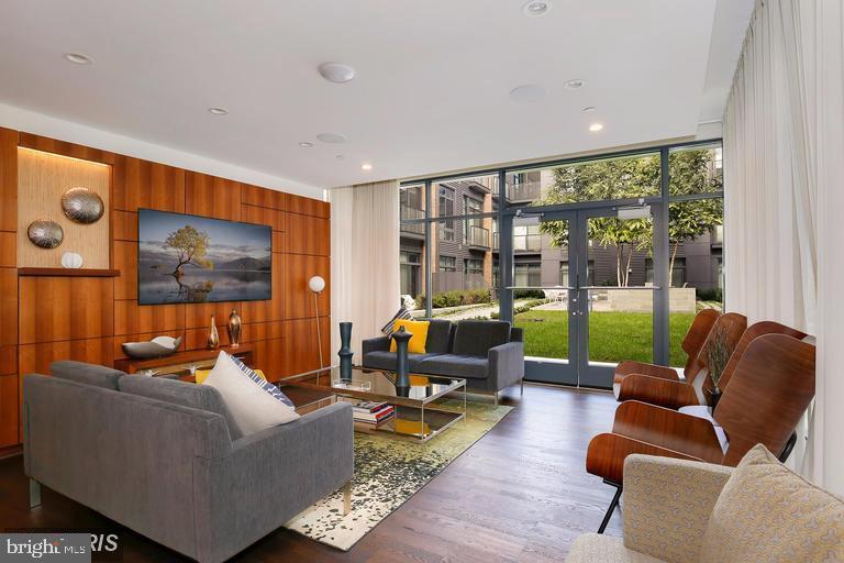 525 Water St SW Unit 324, Washington, DC 20024 - Room for Rent in ...