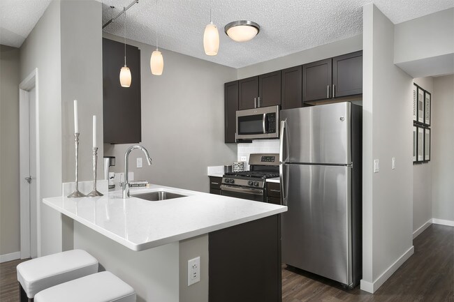 Atwater Apartments Rentals - Chicago, IL | Apartments.com