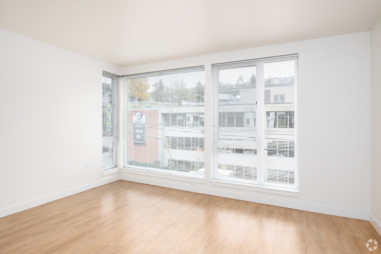 East Howe Steps - 1823 Eastlake Ave E Seattle, WA 98102 | Apartments.com