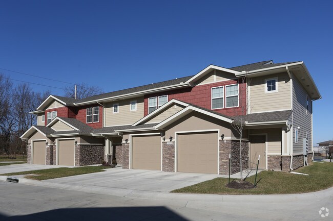 Chapel Ridge Townhomes Apartments - Lees Summit, MO | Apartments.com