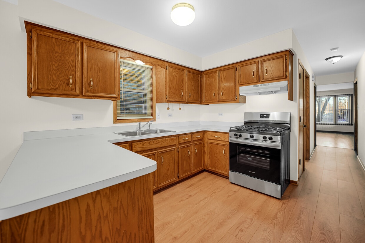 5324 Long Ave Unit 1, Chicago, IL 60638 - Room for Rent in Chicago, IL ...